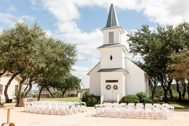 A Rust and Sage Wedding at Star Hill Ranch || Amanda + Russ ...
